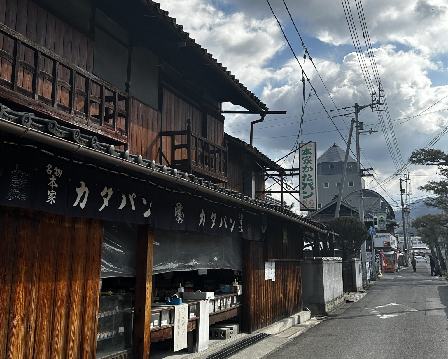 香川に1泊2日で行く女子旅モデルコース！おしゃれカフェや名物のうどんを満喫 - 1031log